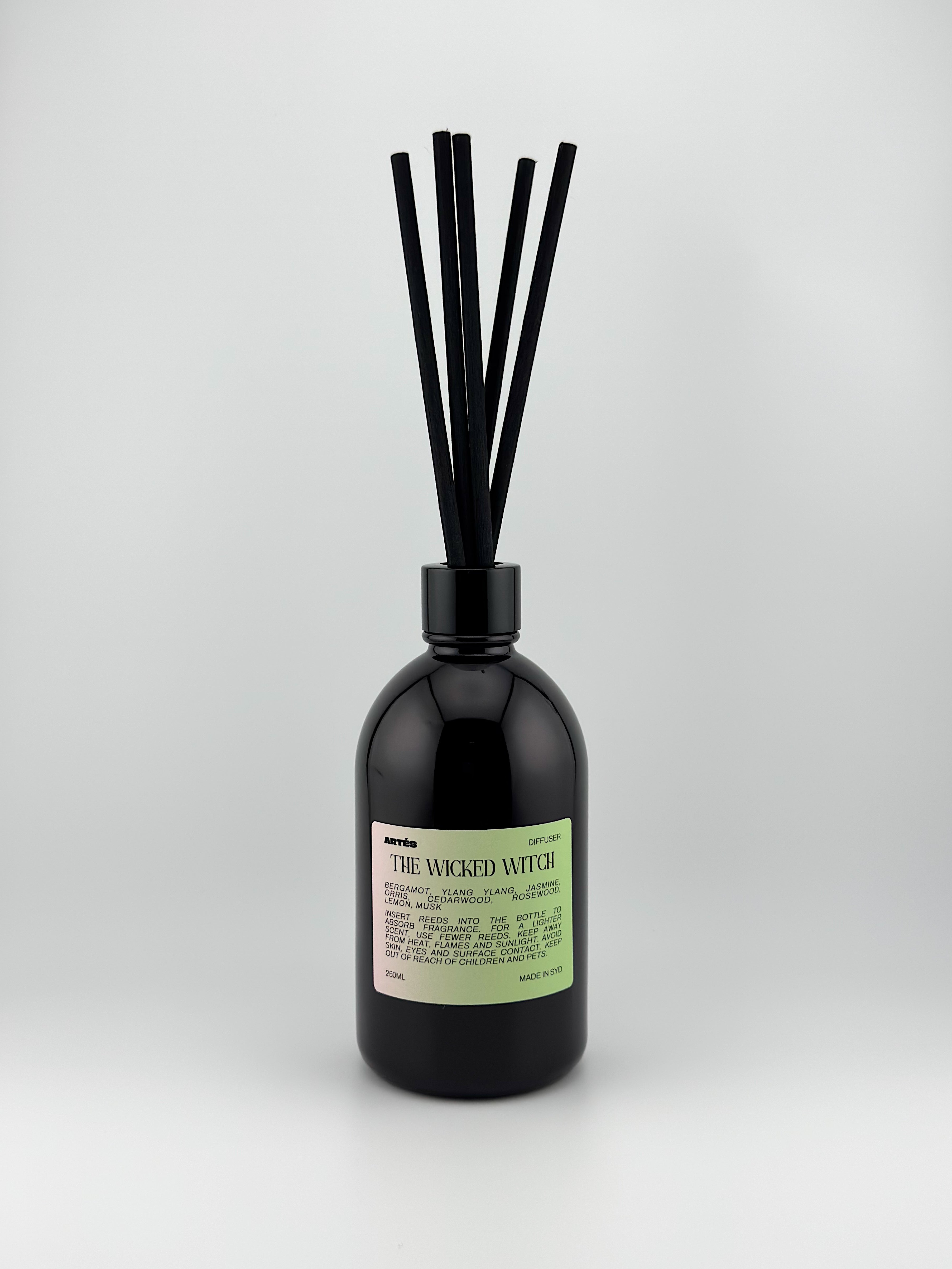 THE WICKED WITCH Reed Diffuser — Bergamot, Jasmine & Wood, 150ml | ARTES